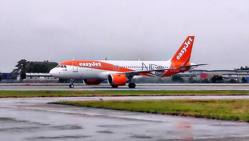 easyJet bases LEAP-1A powered Airbus A320neo at London Gatwick ...